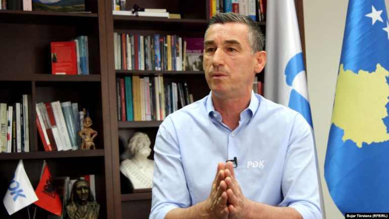 “Dashuria për nënën e pafundme”, Kryetari i Partisë Demokratike të ... “Dashuria për nënën e pafundme”, Kryetari i Partisë Demokratike të ...